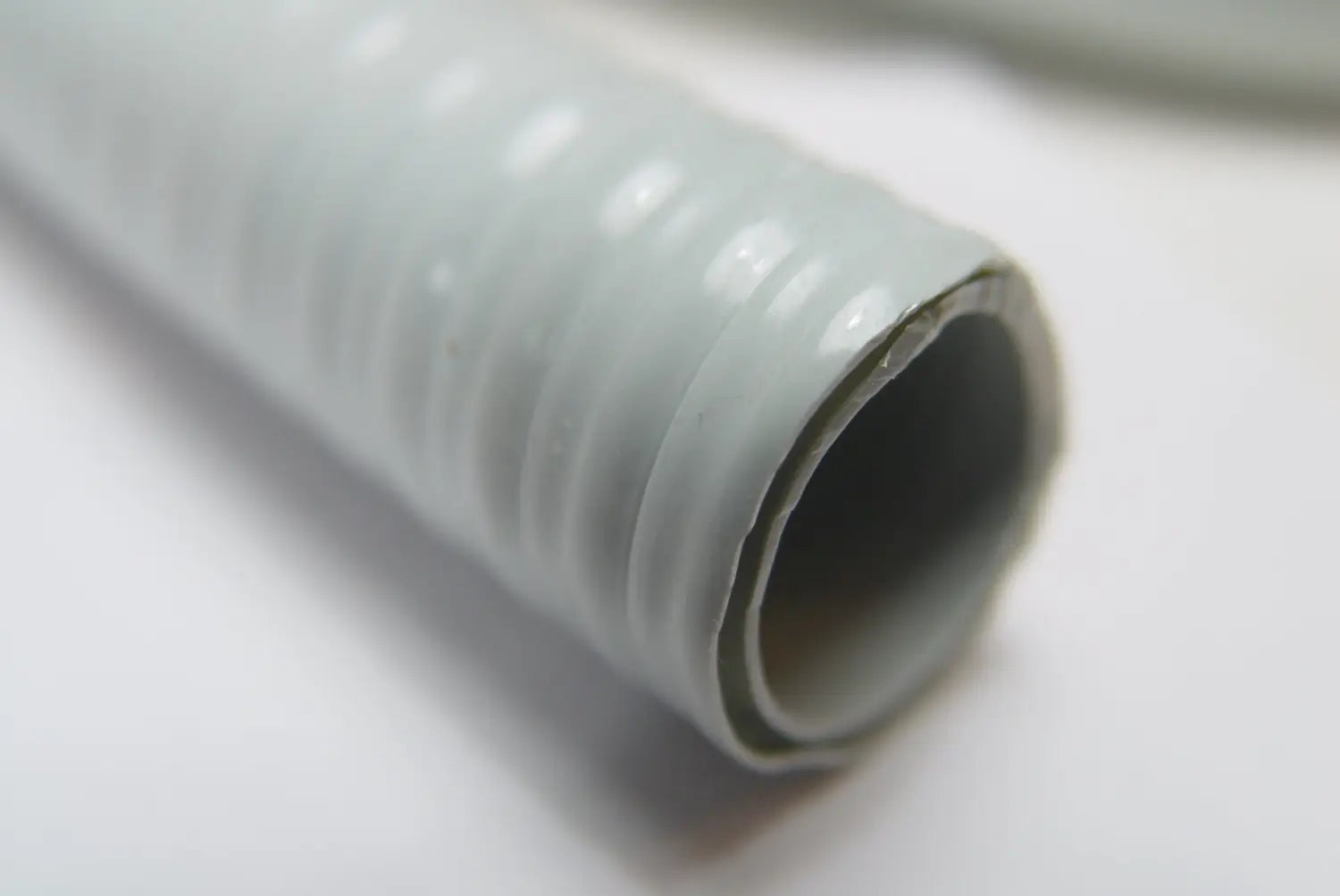 Absaugschläuche für Ihre Dentaleinheit | Dentrotec